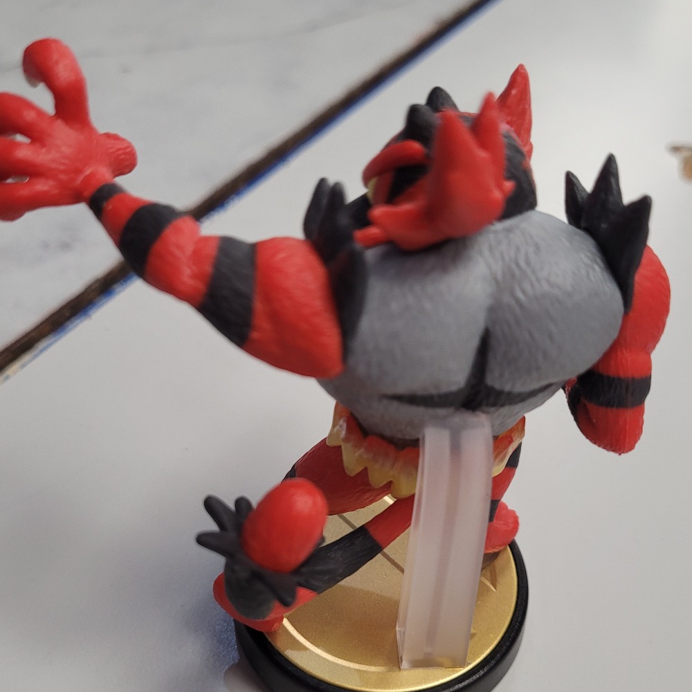 Pre-owned Amiibo Incineroar Figure - Own4Less